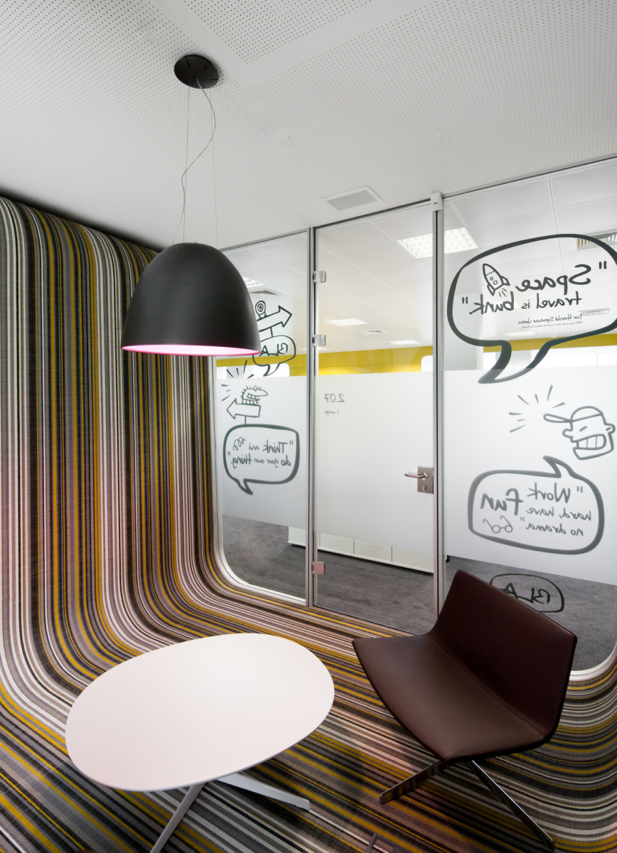 Fraunhofer Portugal's New Retro-Linear Offices | Office Snapshots