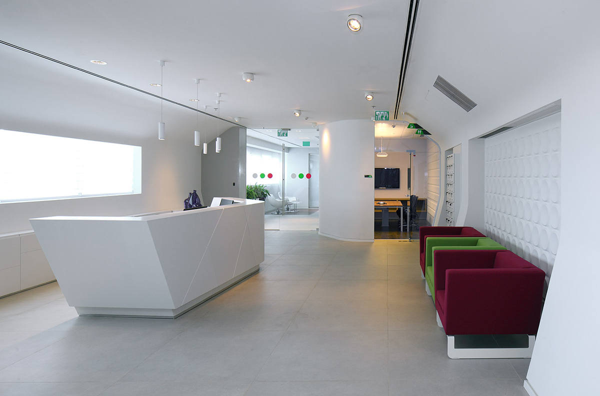 Roche Pharmaceuticals' New Israeli Offices | Office Snapshots