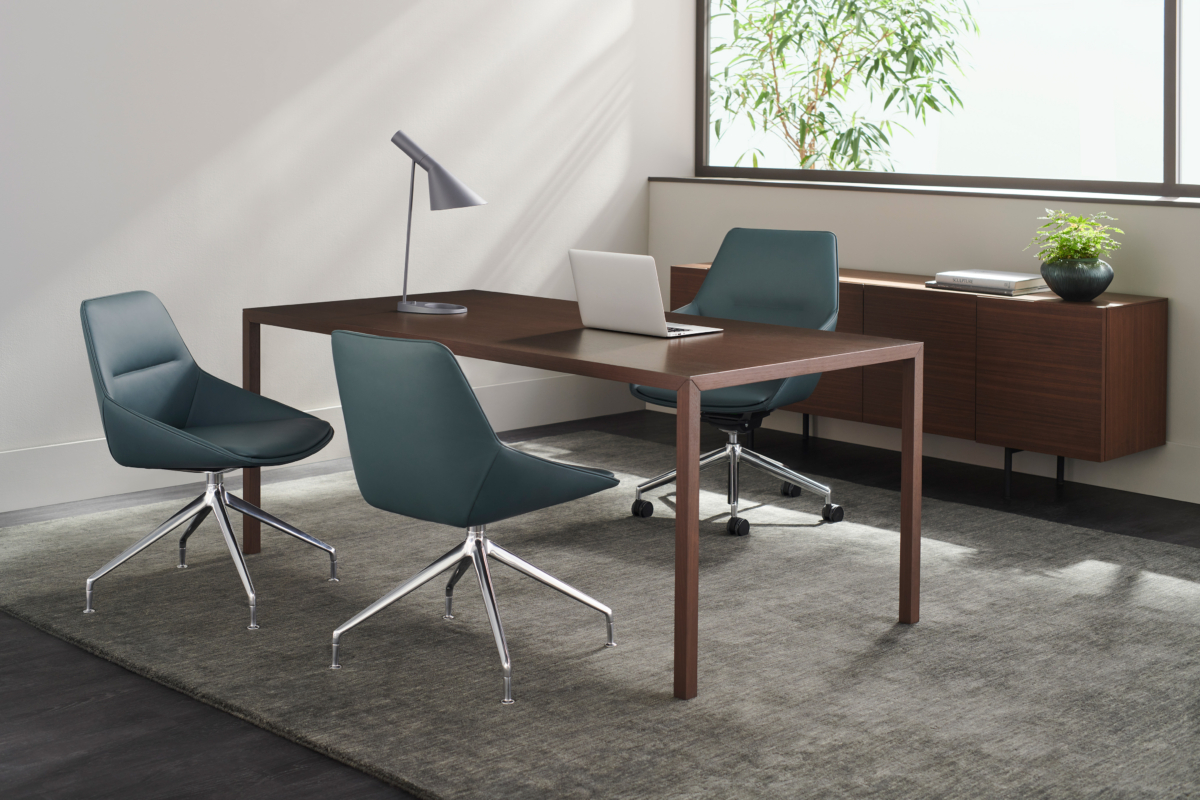 Davis Furniture Span | Office Snapshots