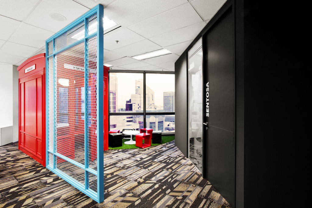 The New TripAdvisor Office In Singapore | Office Snapshots