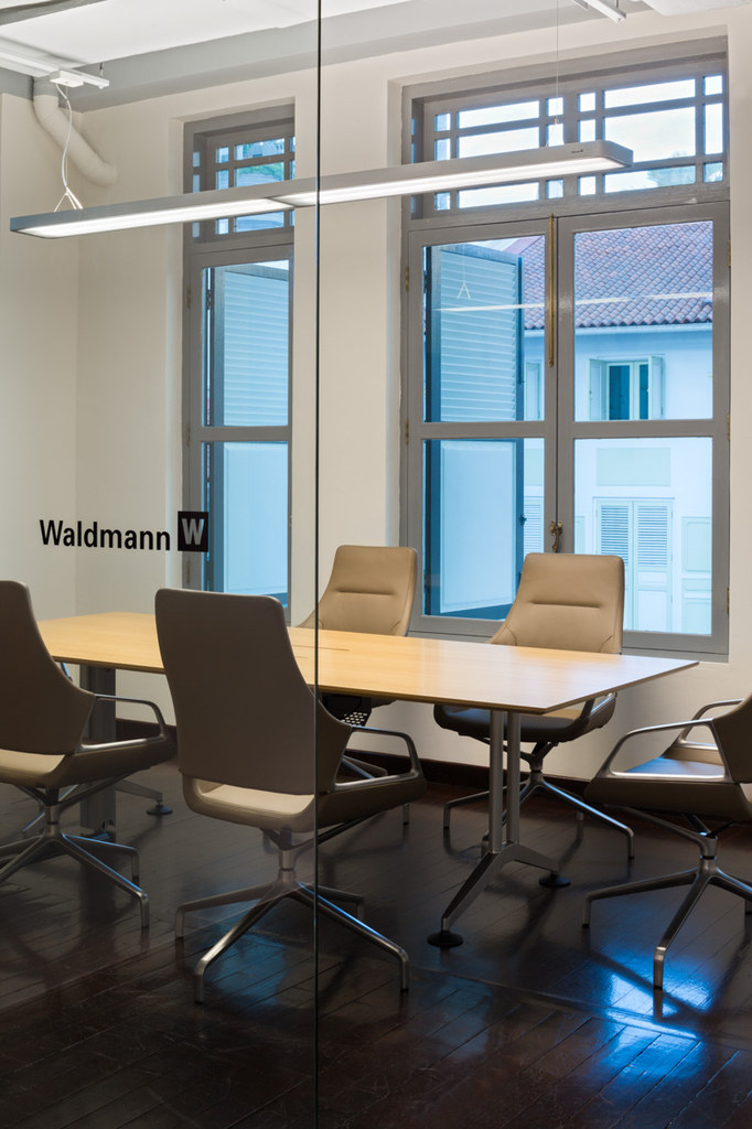 Waldmann Lighting's Singapore Regional Headquarters | Office Snapshots