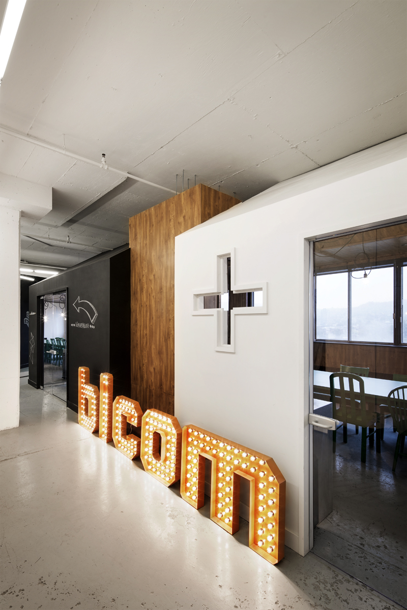BICOM Offices - Montreal | Office Snapshots