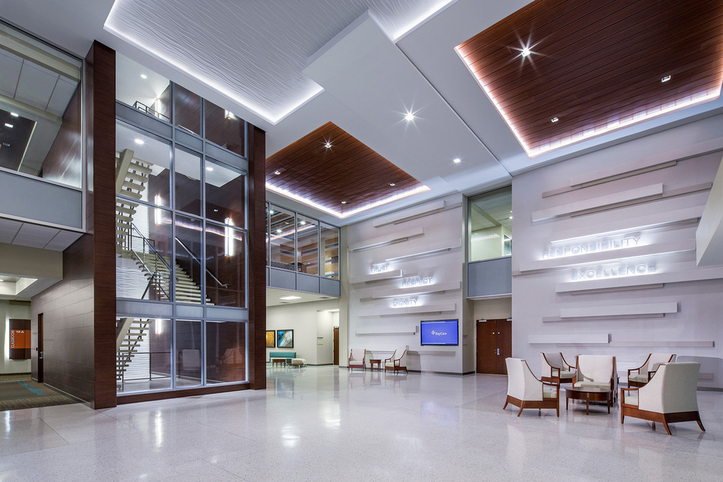 BayCare Health System's Corporate Campus / Gresham, Smith and Partners ...