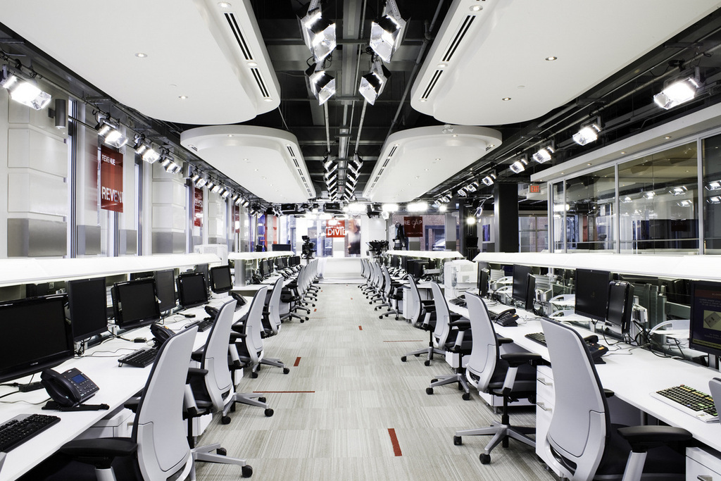 Business News Network's Toronto Offices / Mayhew | Office Snapshots