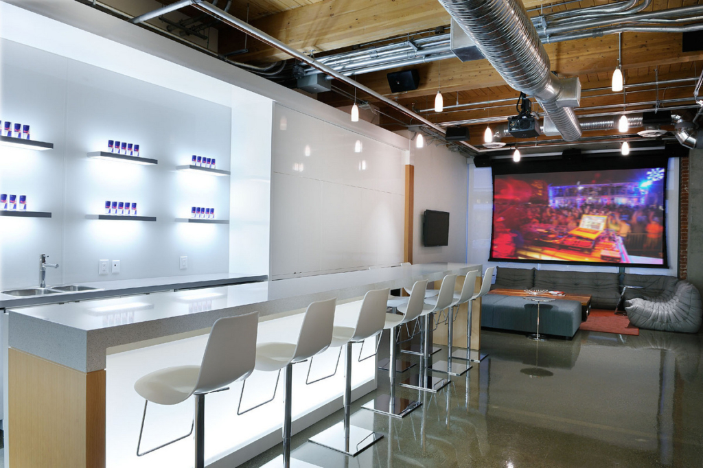 Red Bull's Vancouver Offices / SSDG Interiors | Office Snapshots