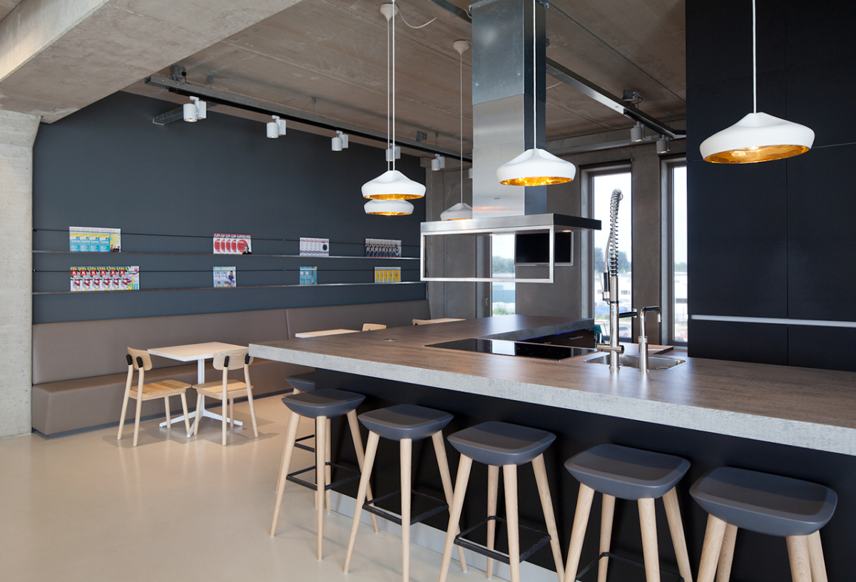 Veen Media's Amsterdam Offices | Office Snapshots