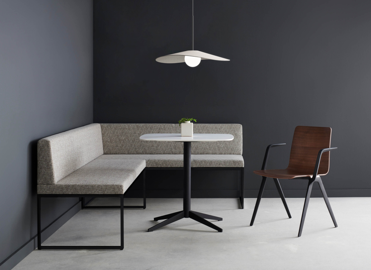 Davis Furniture Modo | Office Snapshots