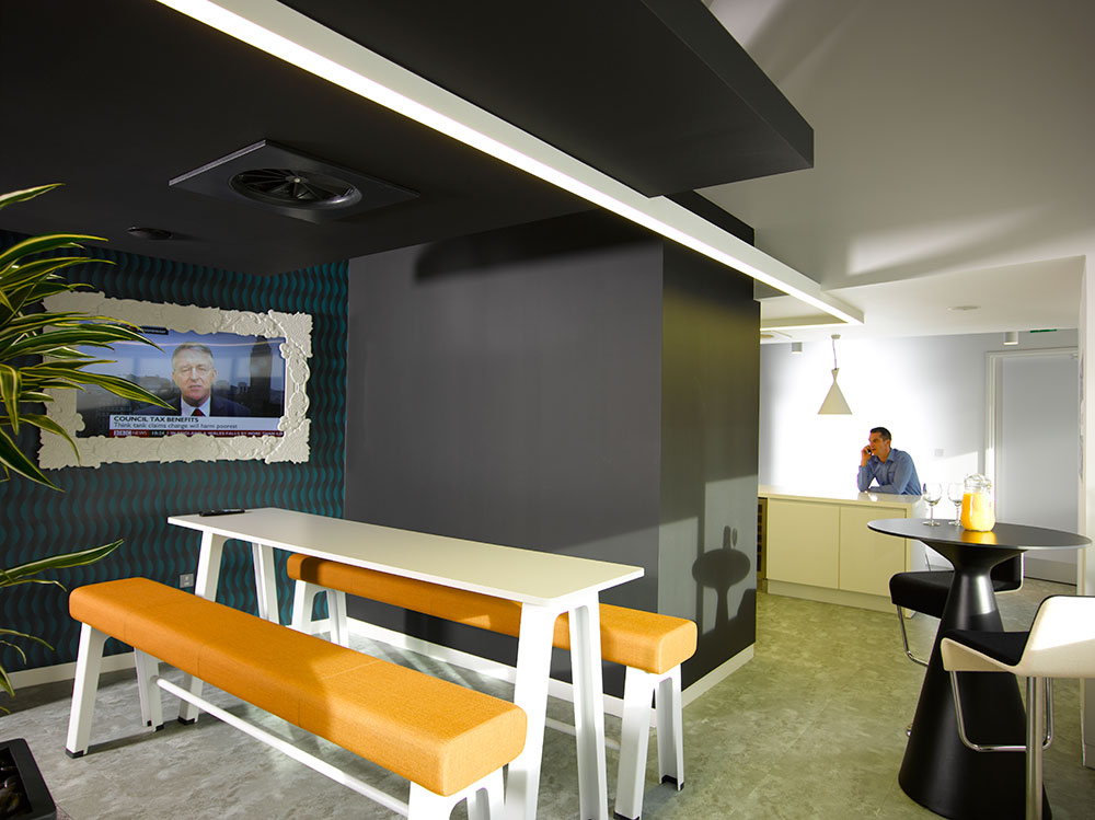 Paramount Interiors' Cardiff Showoffice | Office Snapshots