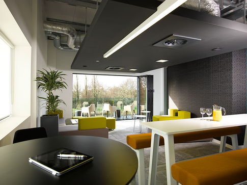 Paramount Interiors' Cardiff Showoffice | Office Snapshots