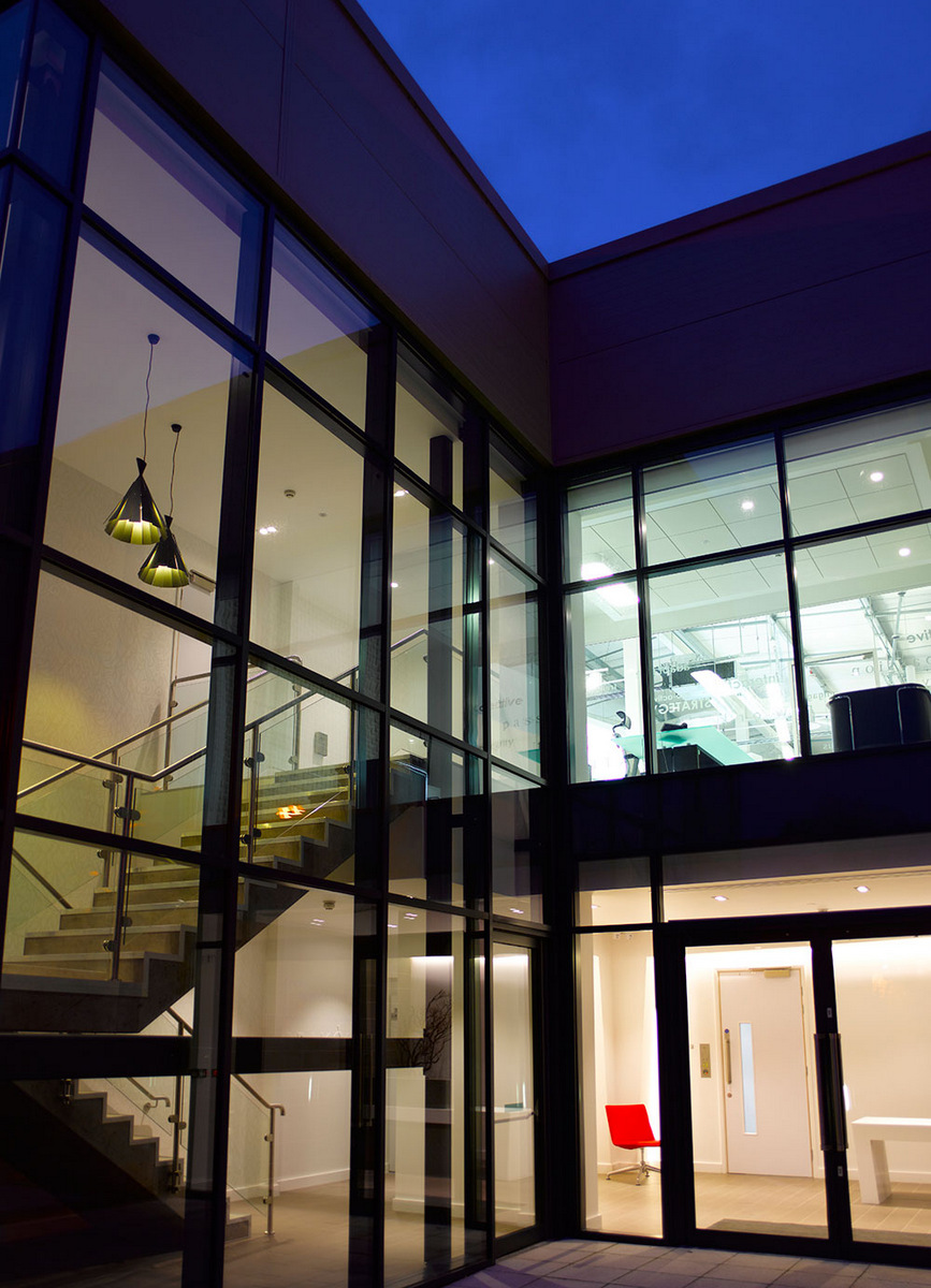 Paramount Interiors' Cardiff Showoffice | Office Snapshots