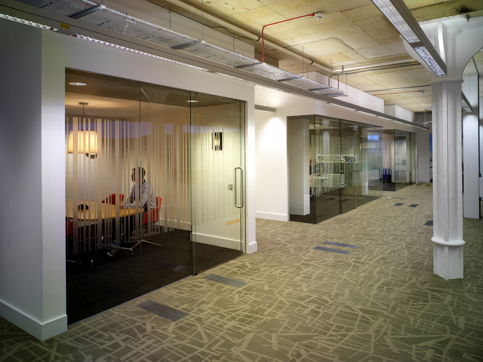 Jones Knowles Ritchie - London Offices | Office Snapshots