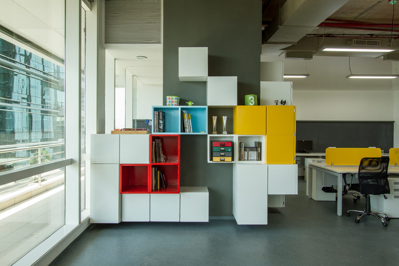 22 Feet - Mumbai Offices | Office Snapshots