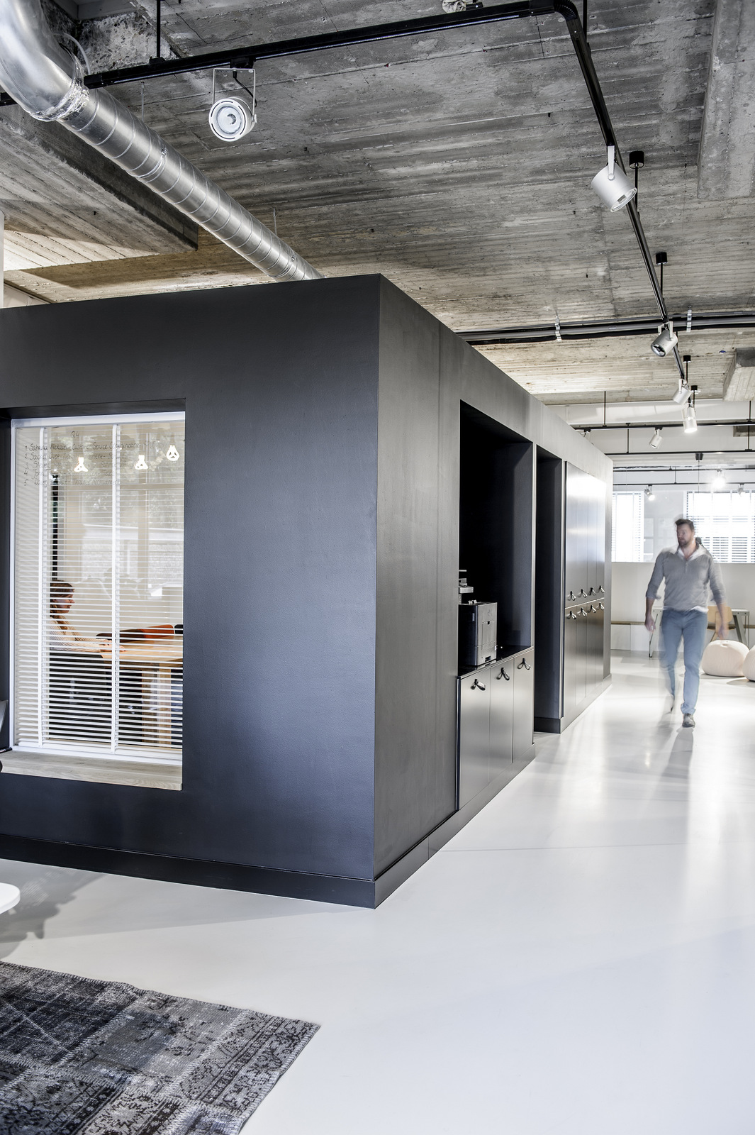Decom - Venray Offices | Office Snapshots