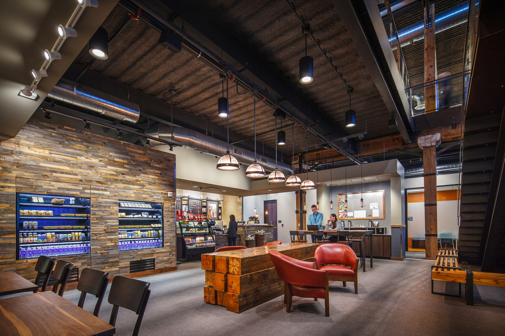 Johnson Controls - West Allis Offices | Office Snapshots