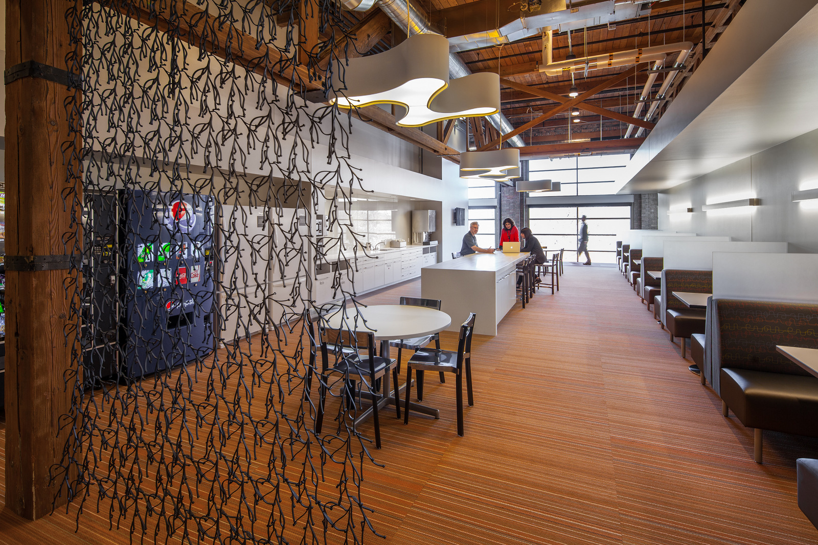 Johnson Controls - West Allis Offices | Office Snapshots