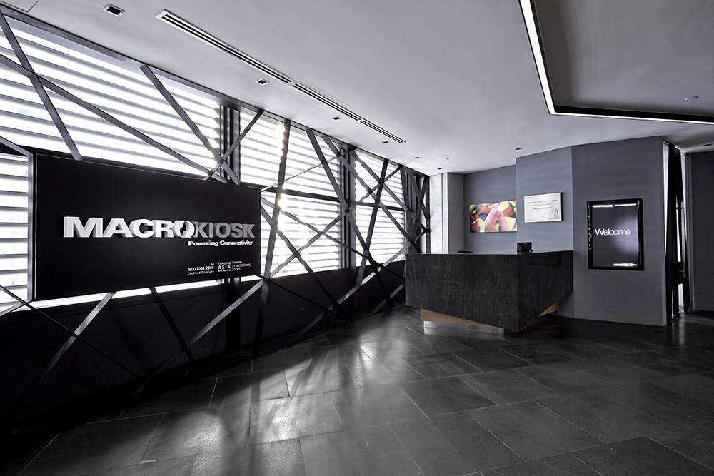 Macrokiosk Logo