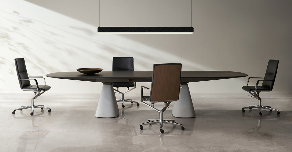 Davis Furniture Sola | Office Snapshots