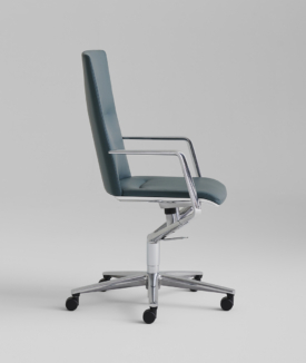 Davis Furniture Sola | Office Snapshots