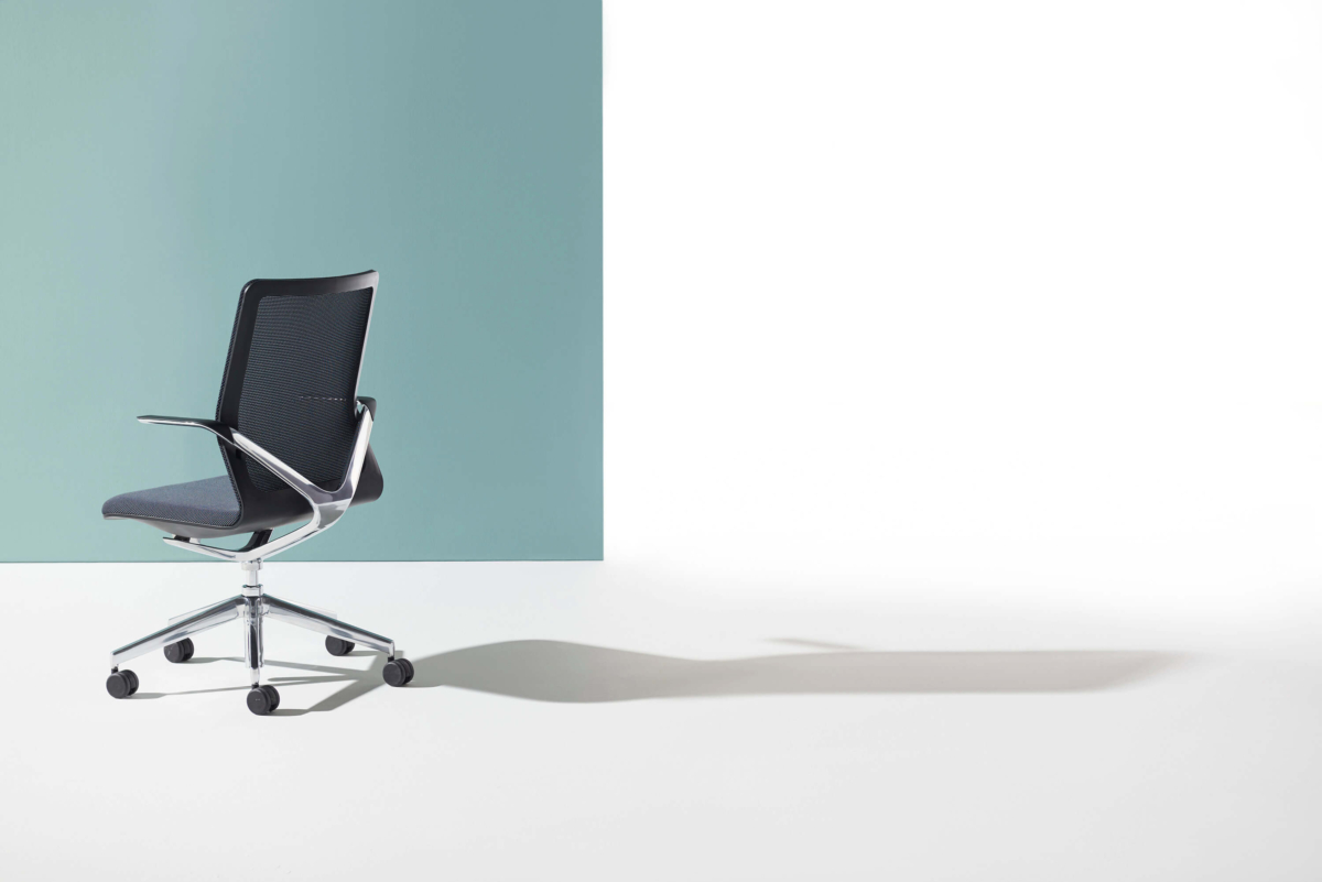 Davis Furniture Linq | Office Snapshots