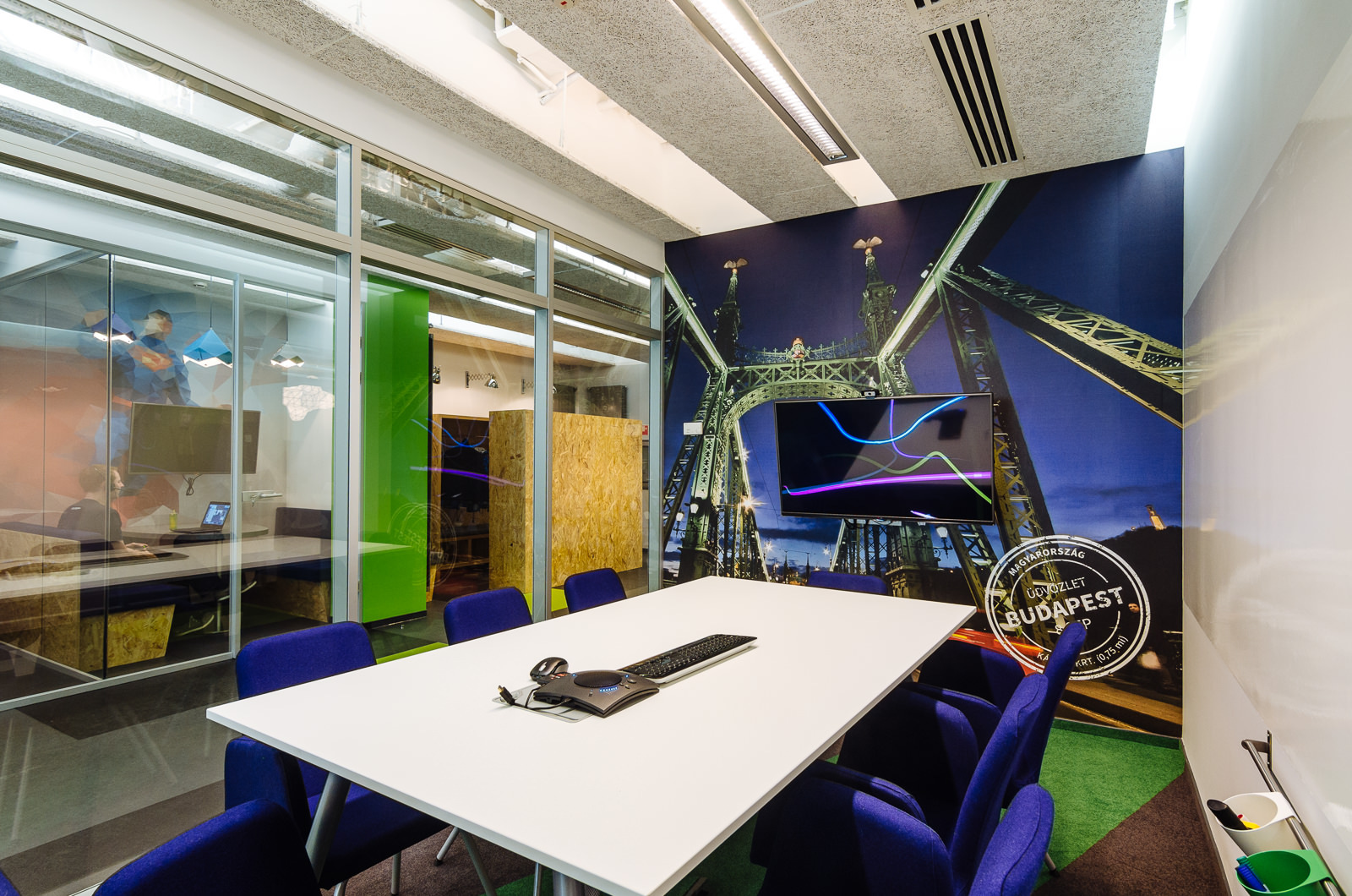 Skyscanner - Budapest Offices | Office Snapshots