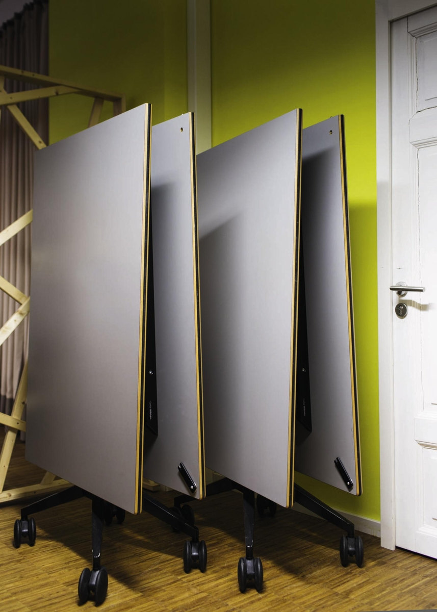 Wilkhahn Confair Folding Table | Office Snapshots