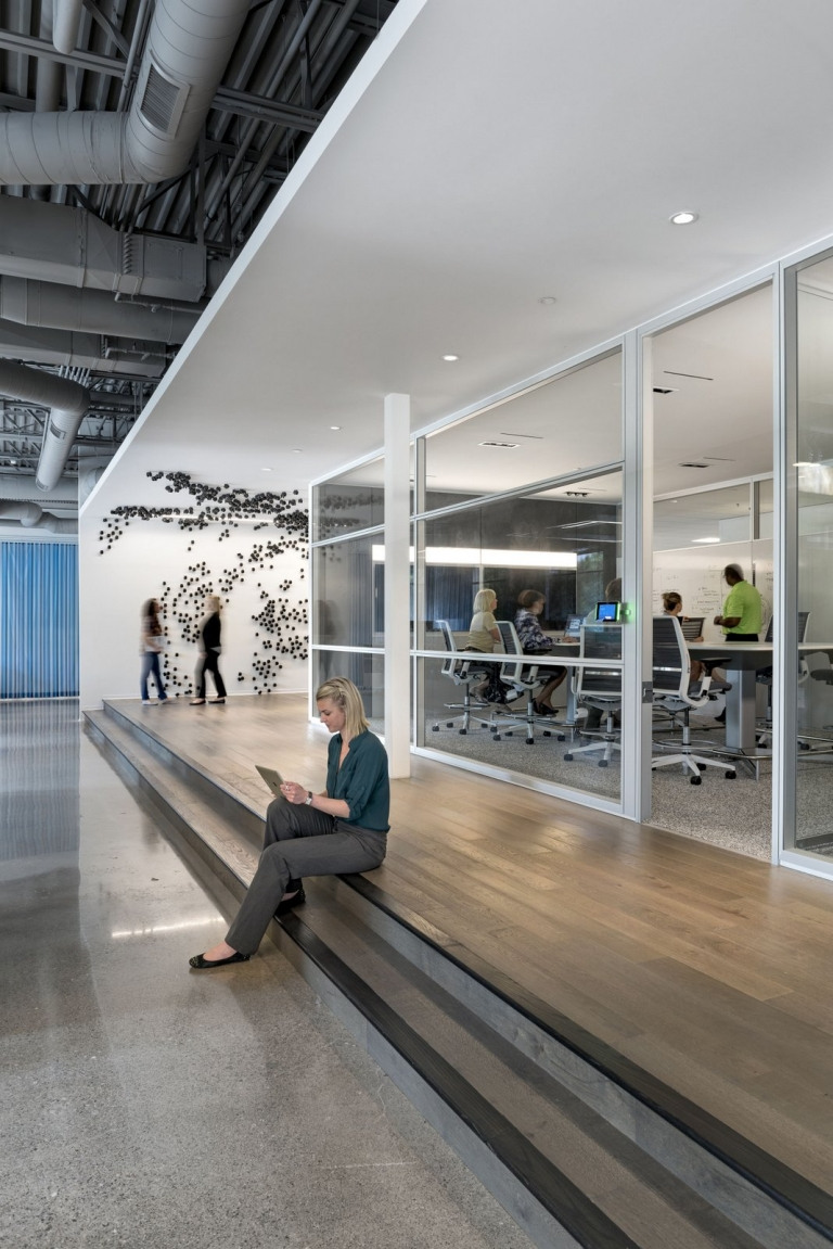 BKM Headquarters and Showroom - San Diego | Office Snapshots
