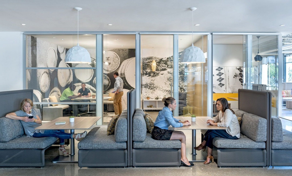 BKM Headquarters and Showroom - San Diego | Office Snapshots