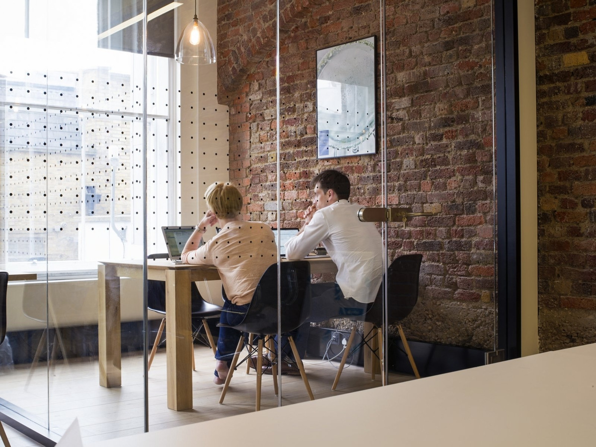 Ragged Edge Offices - London | Office Snapshots