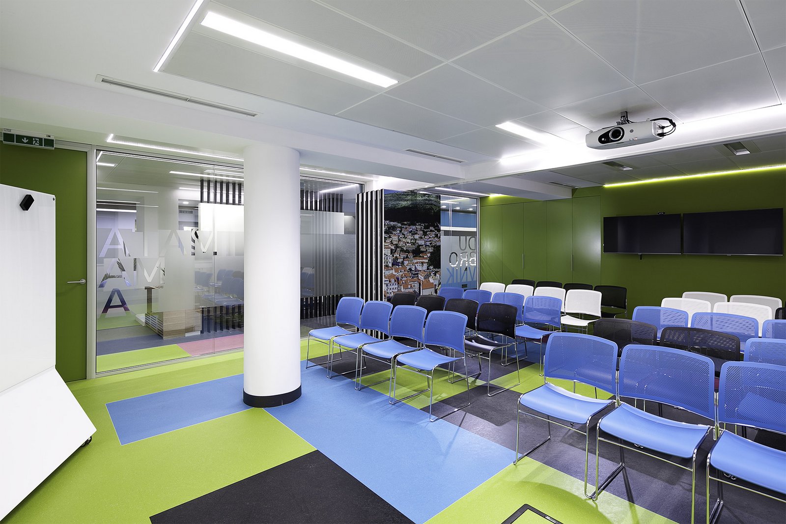Skyscanner Offices - Sofia | Office Snapshots