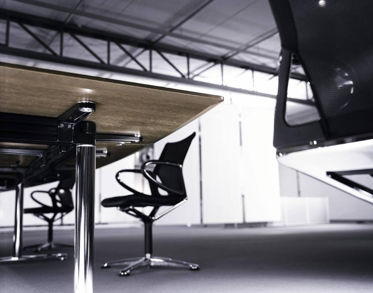 Wilkhahn Modus Medium Conference Chair | Office Snapshots