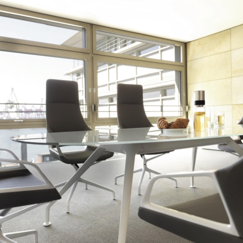 Wilkhahn Graph Conference Table | Office Snapshots