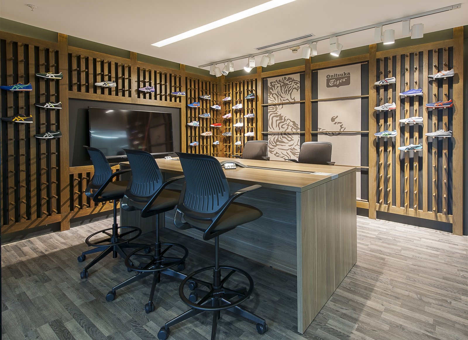 ASICS Offices - Mexico City | Office Snapshots