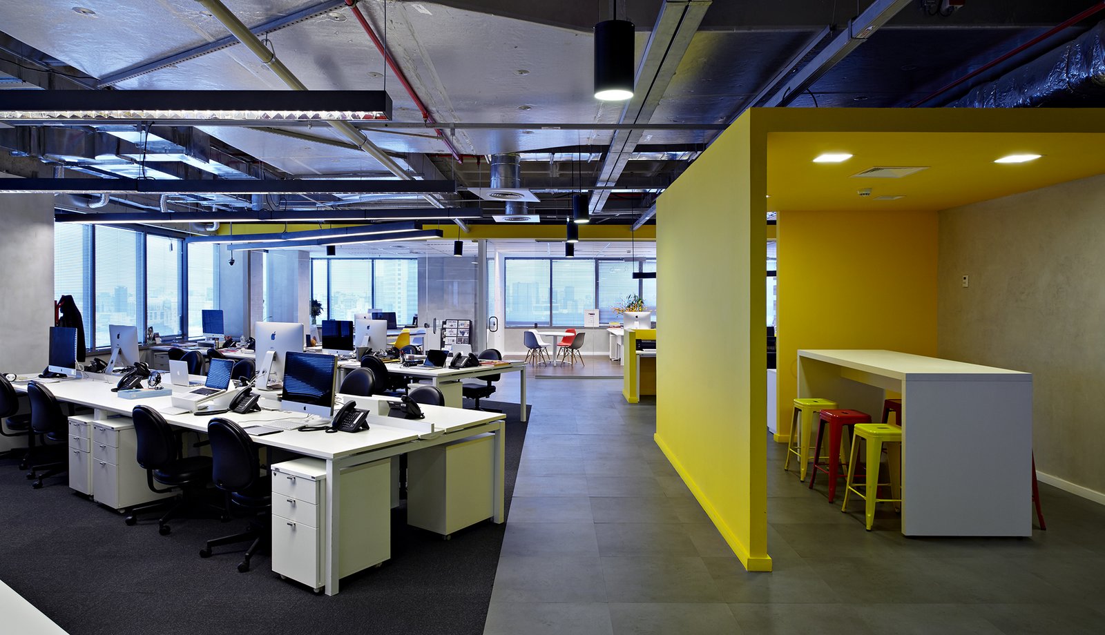 Group Lew'Lara\TBWA Offices - São Paulo | Office Snapshots