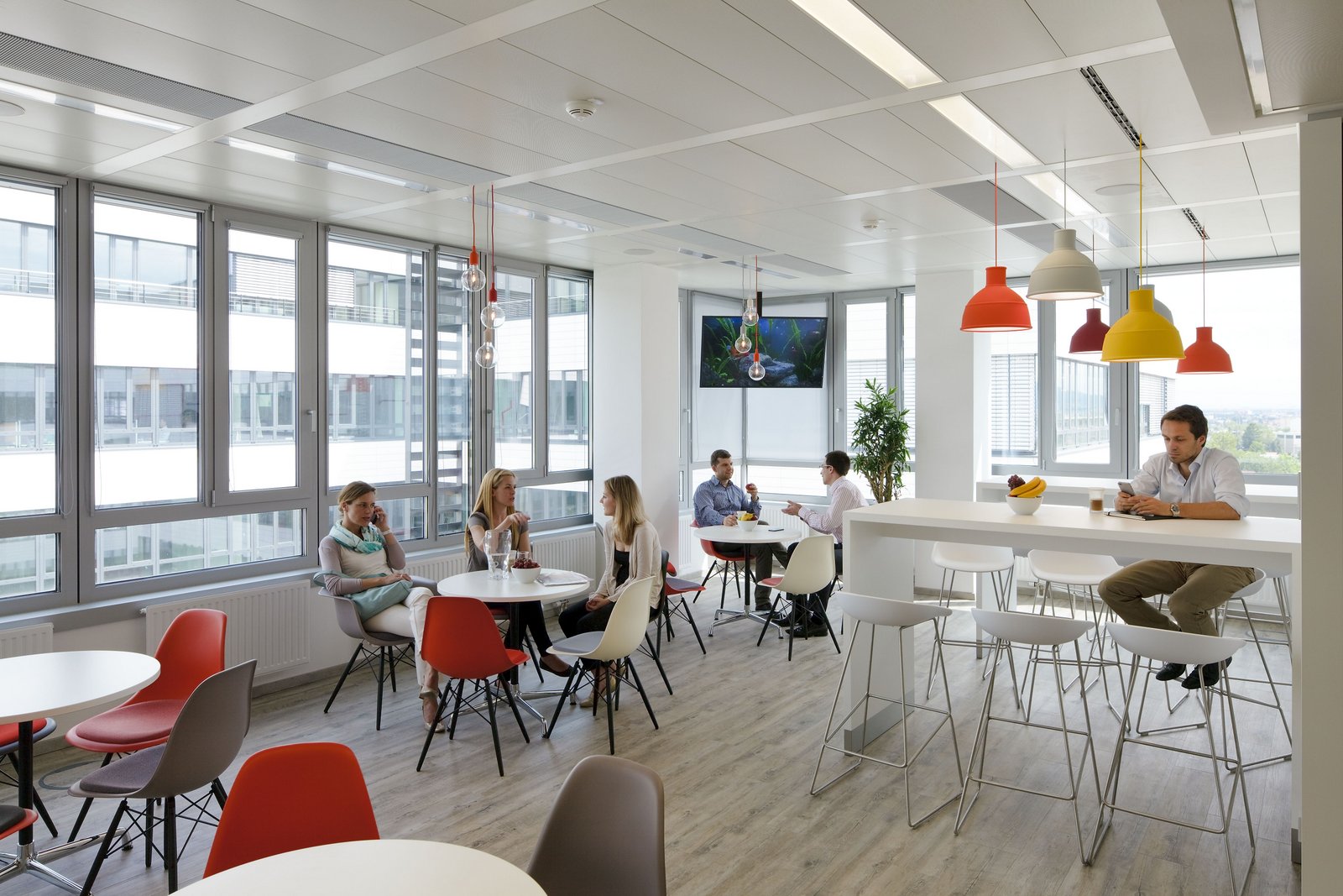 GlaxoSmithKline Offices - Vienna | Office Snapshots