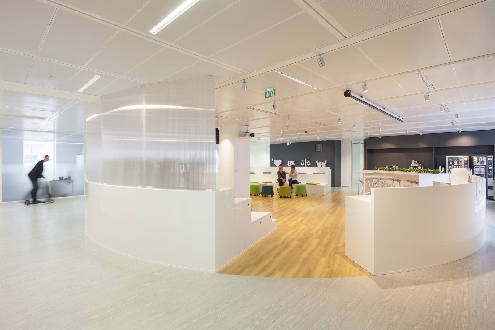 KDS Offices - Paris | Office Snapshots