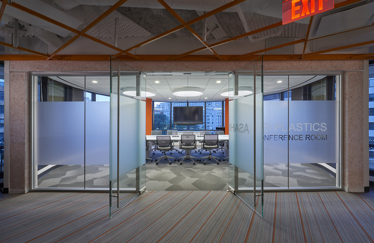 Society of the Plastics Industry Offices - Washington DC | Office Snapshots