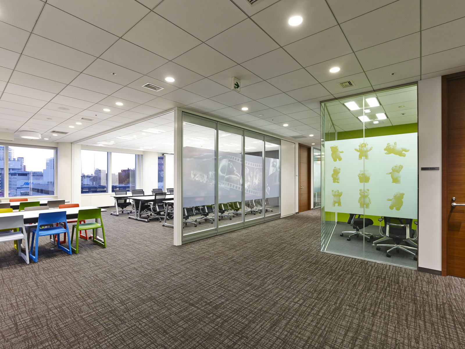 NBC Universal Offices - Tokyo | Office Snapshots