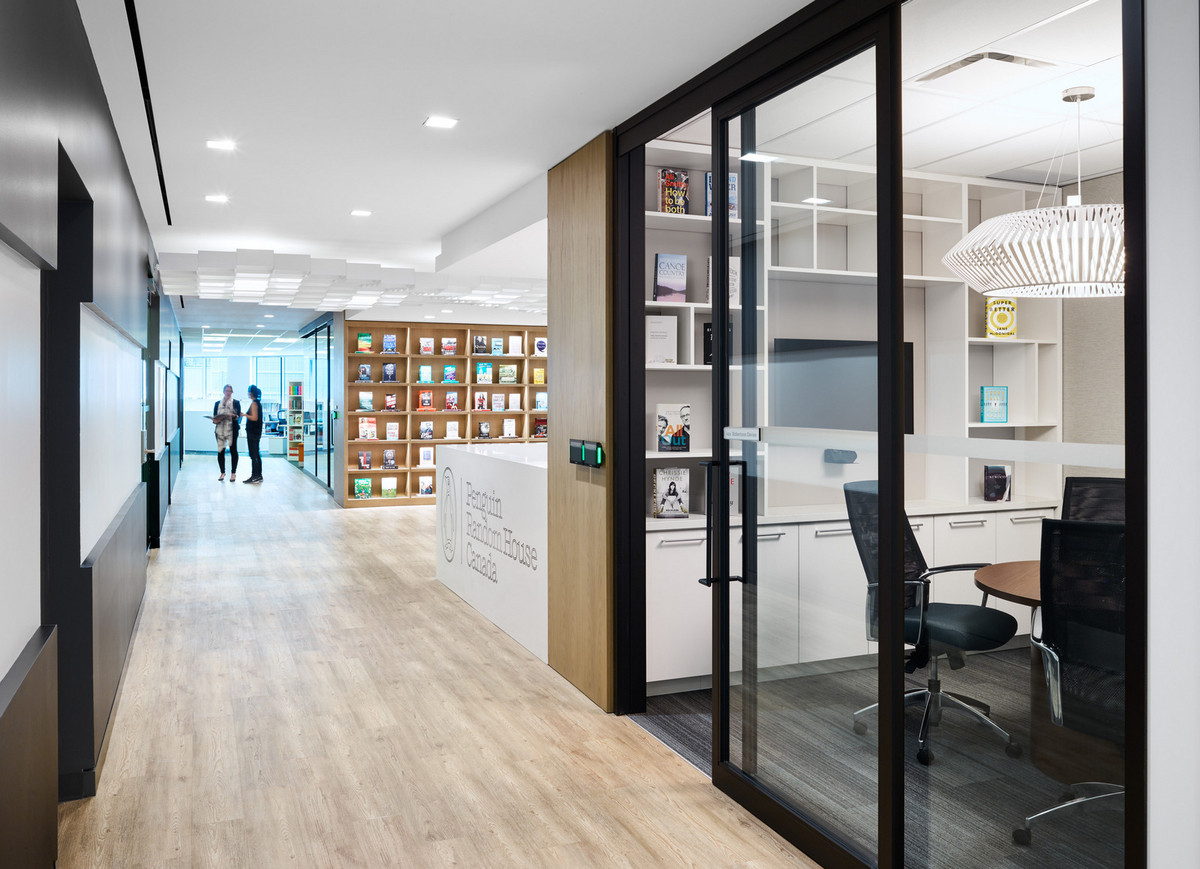 Penguin Random House Offices - Toronto | Office Snapshots