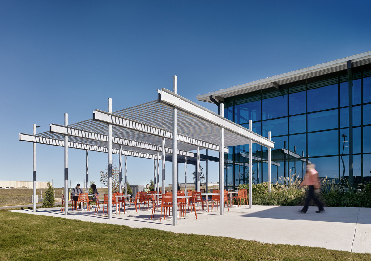 Wilsonart Headquarters - Temple | Office Snapshots