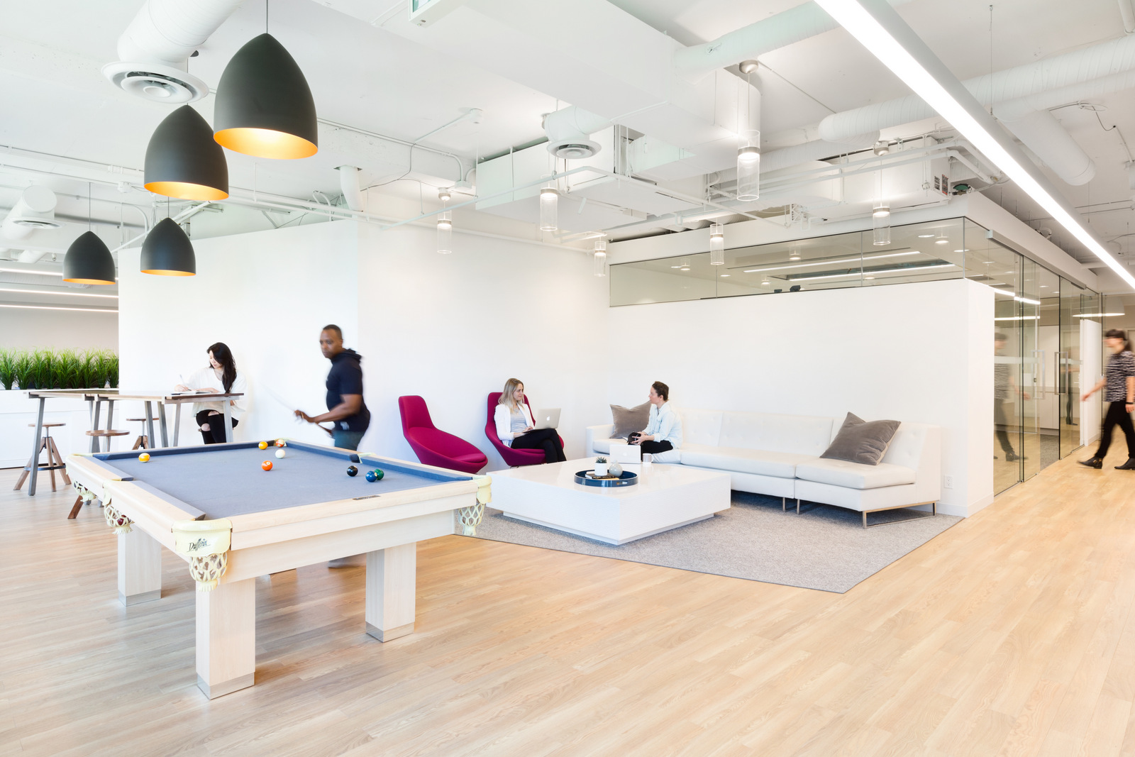 Cossette Offices - Vancouver | Office Snapshots