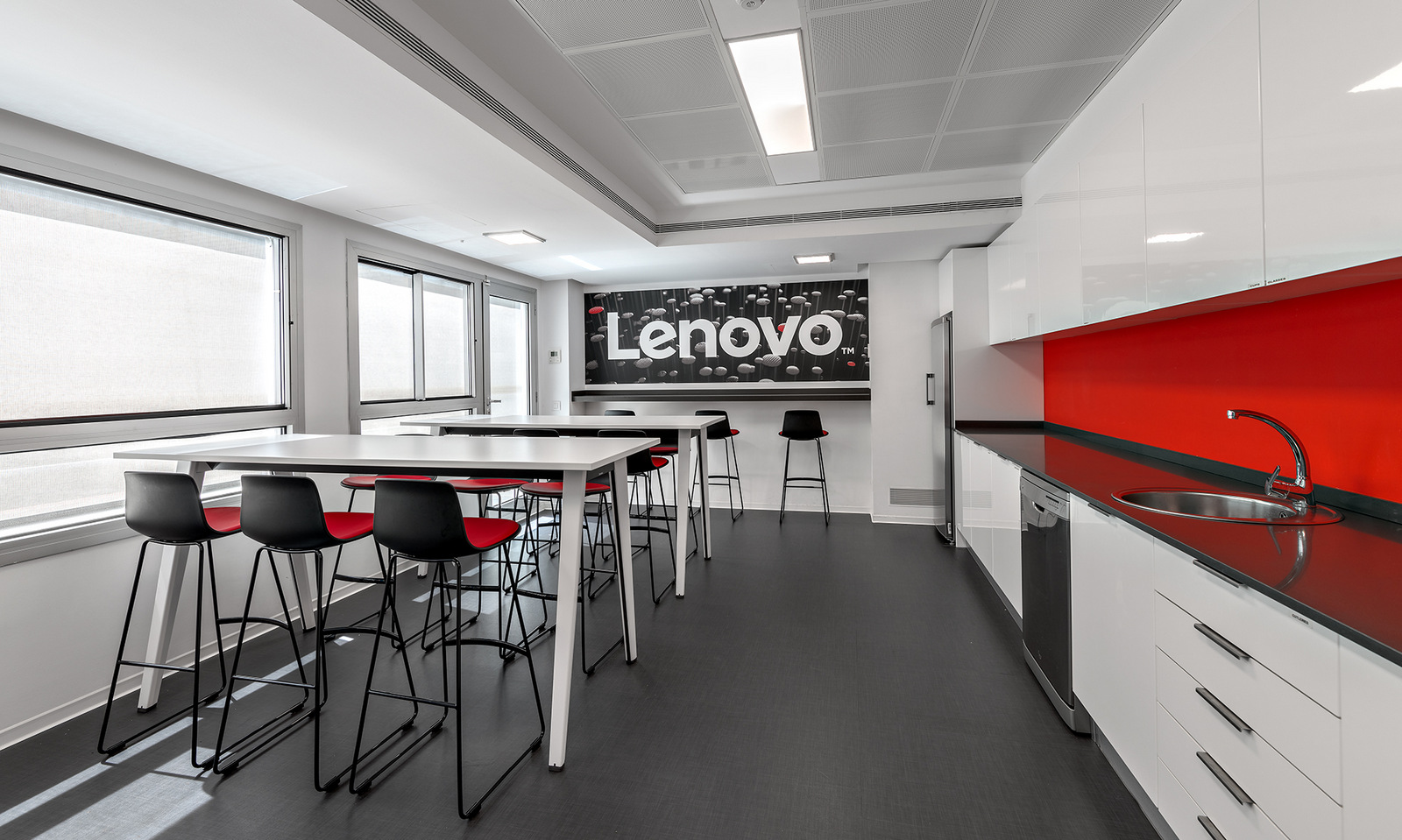 Lenovo Offices - Barcelona | Office Snapshots