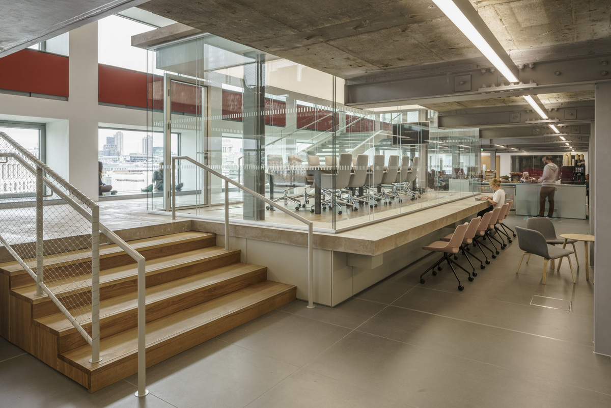 Ogilvy Group UK Headquarters - London | Office Snapshots