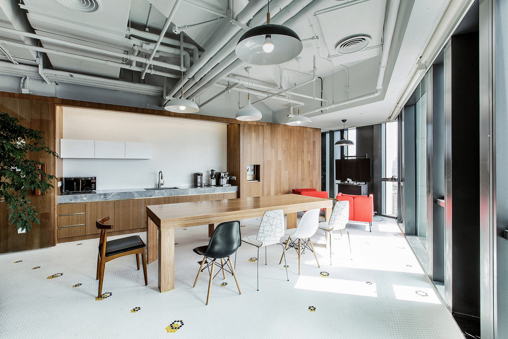 Linmon Pictures Headquarters - Shanghai | Office Snapshots