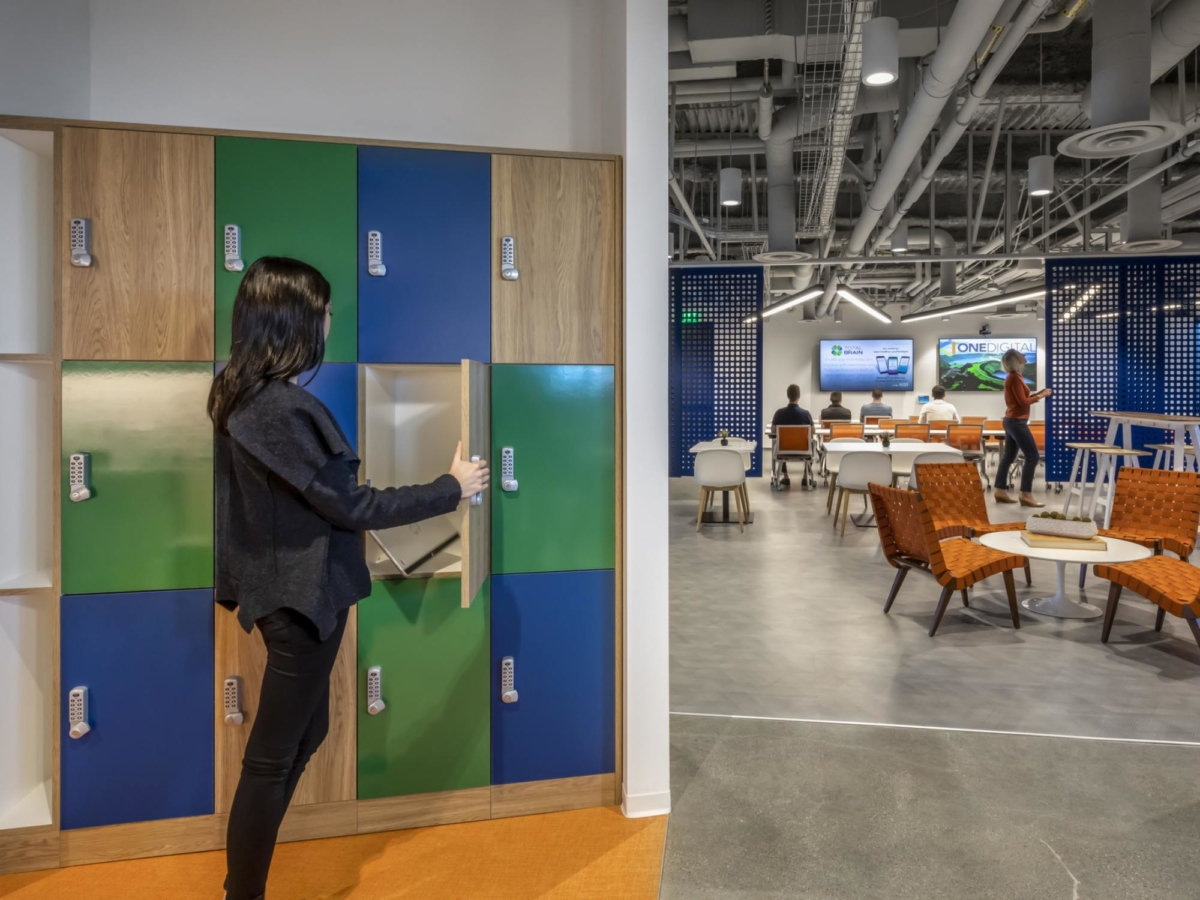 Spacestor HotLocker | Office Snapshots