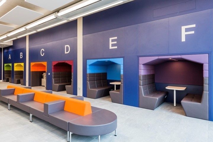 Spacestor Railway Carriage | Office Snapshots