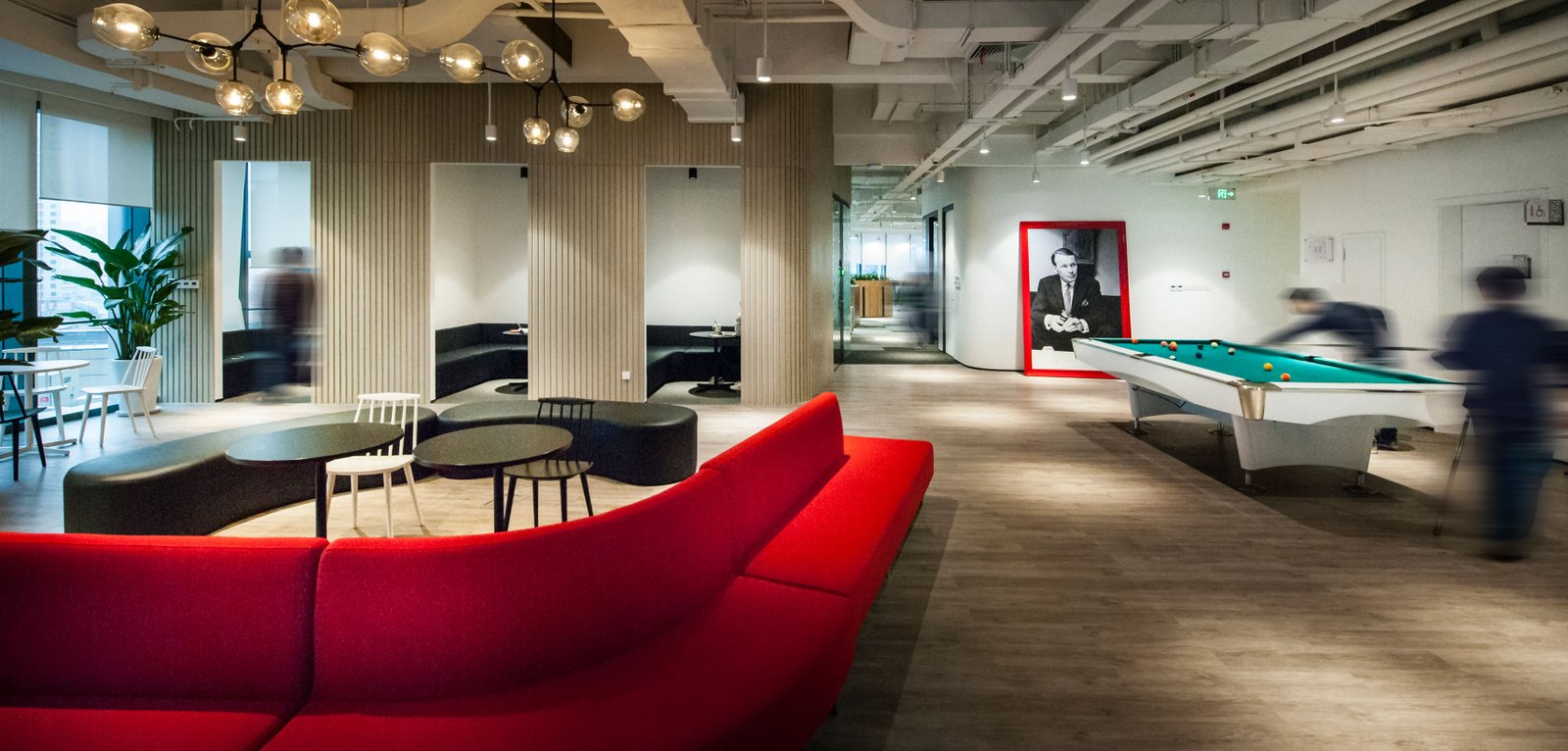 Ogilvy & Mather Offices - Shanghai | Office Snapshots