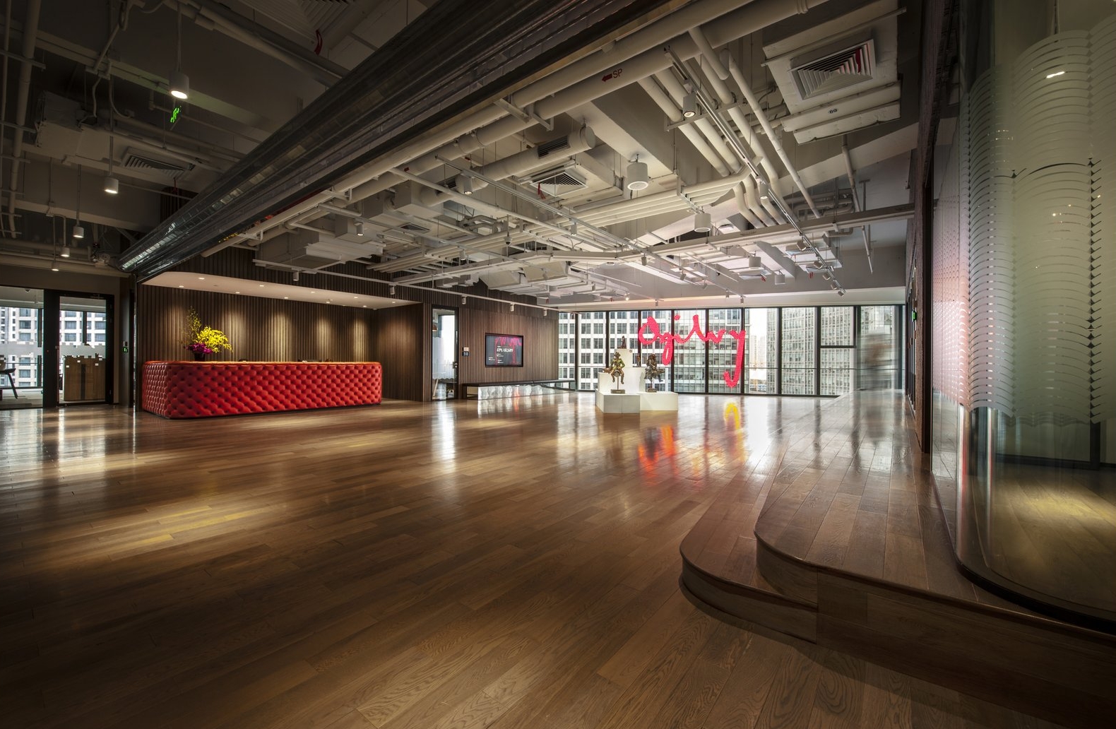 Ogilvy & Mather Offices - Shanghai | Office Snapshots