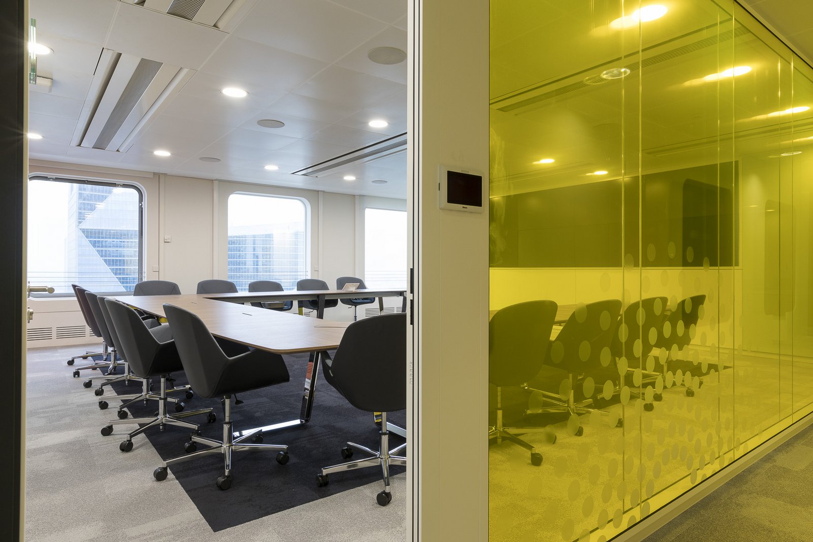 SAS Offices - Paris | Office Snapshots