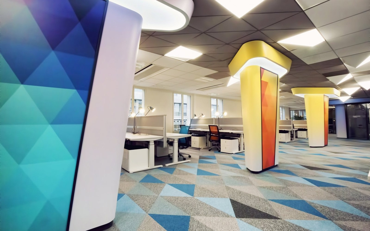 LinkedIn Offices - Paris | Office Snapshots