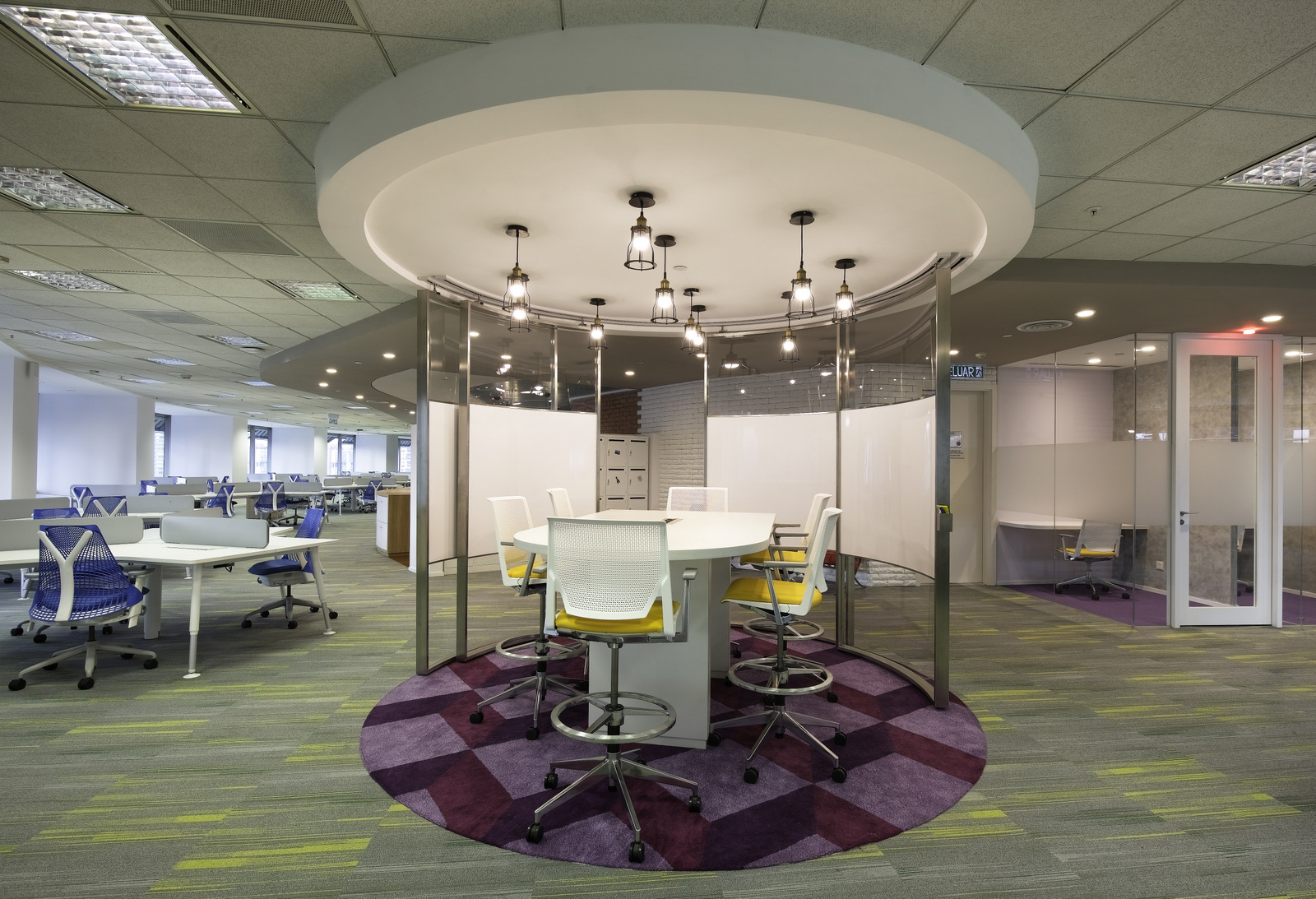 Maxis Berhad Offices - Kuala Lumpur | Office Snapshots